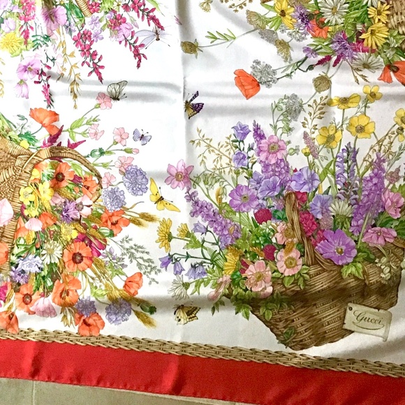 Gucci | Accessories | Gucci Butterfly And Wild Flower Bouquet Baskets ...